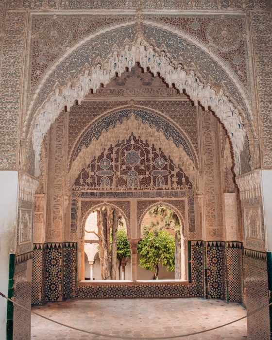 Visiting The Alhambra - The Ultimate Guide - The Road Is Life