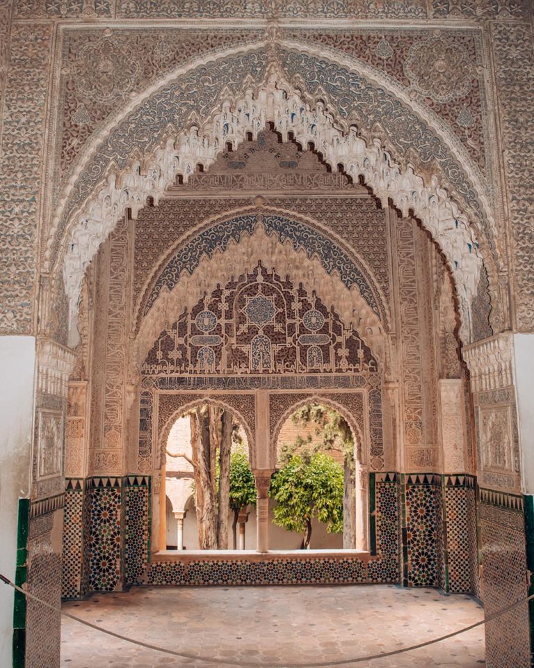 Visiting The Alhambra - The Ultimate Guide - The Road Is Life