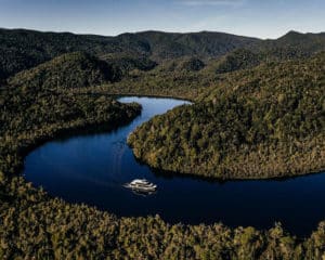 15 Must-See Natural Landmarks of Tasmania - The Road Is Life
