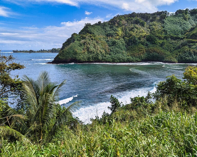 31 Best Road to Hana Stops - Complete Guide and Itinerary (2025)