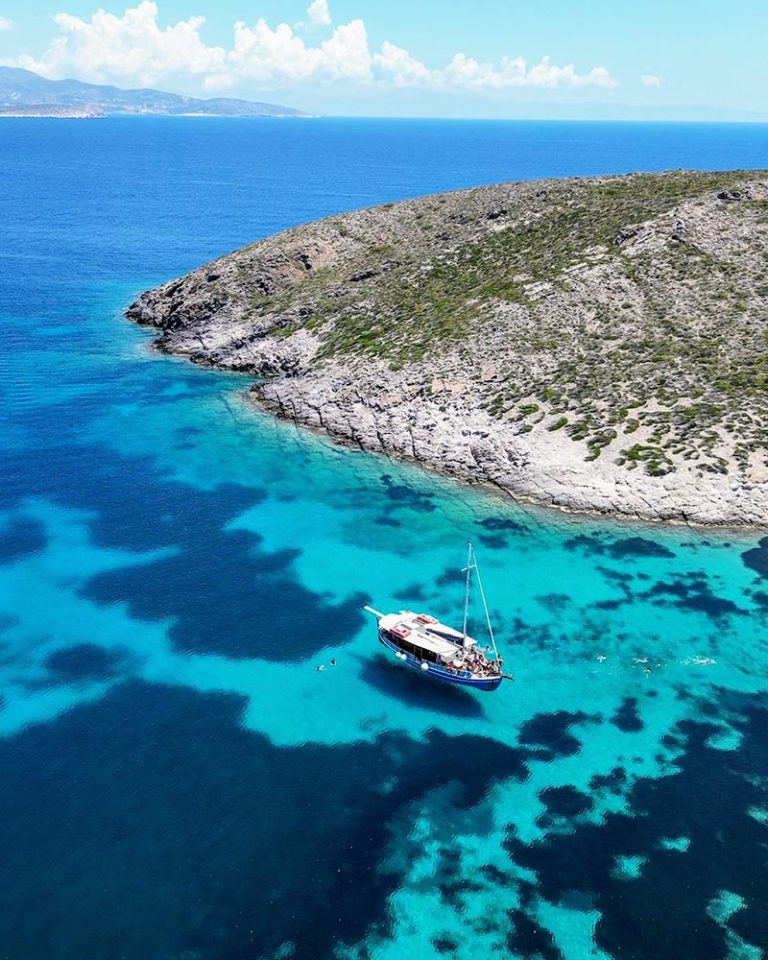 14 Day Greek Island Hopping Itinerary - 2 Epic Weeks in Greece
